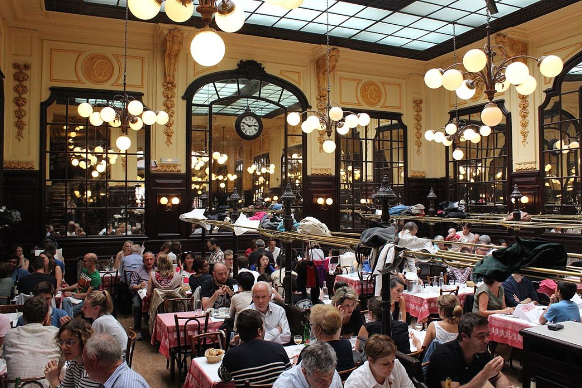 What You’re Getting Wrong at French Restaurants (It’s Not the Tip ...
